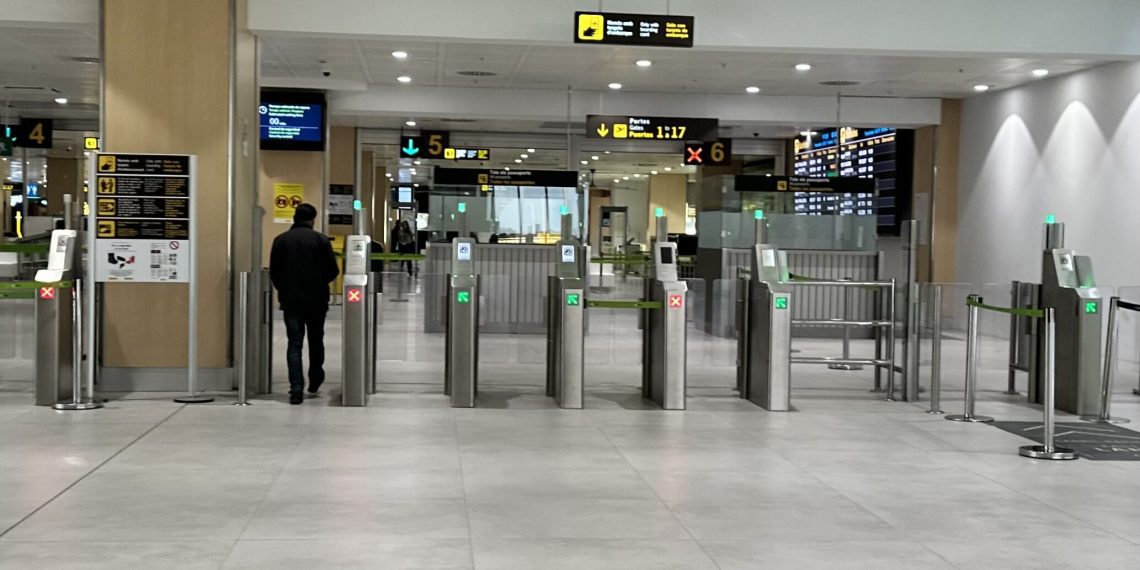 El PP lleva al Parlament el rechazo a la ampliación del Aeropuerto de ...